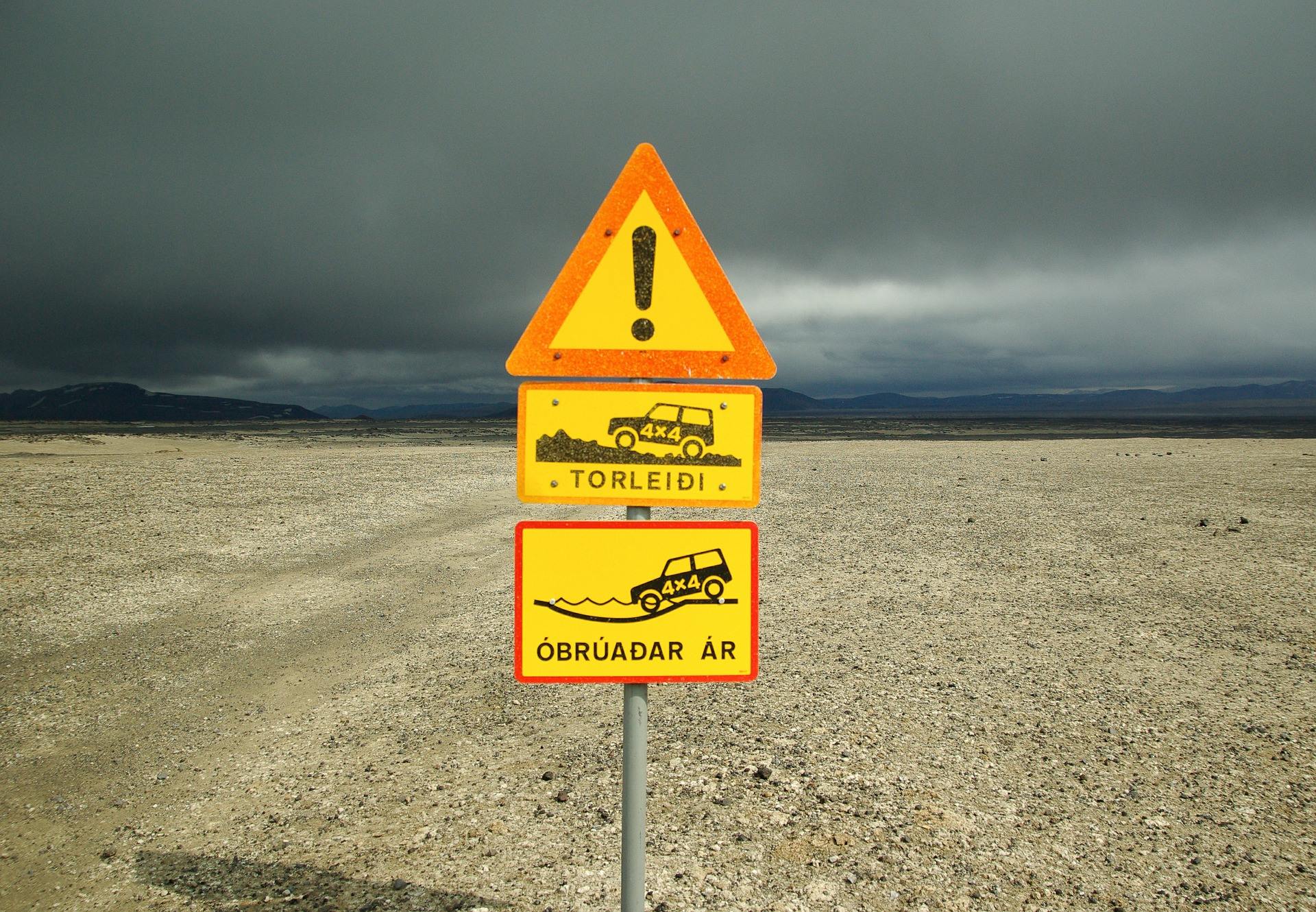 Should All Drivers Be Able To Read English should-all-drivers-be-able-to-read-english