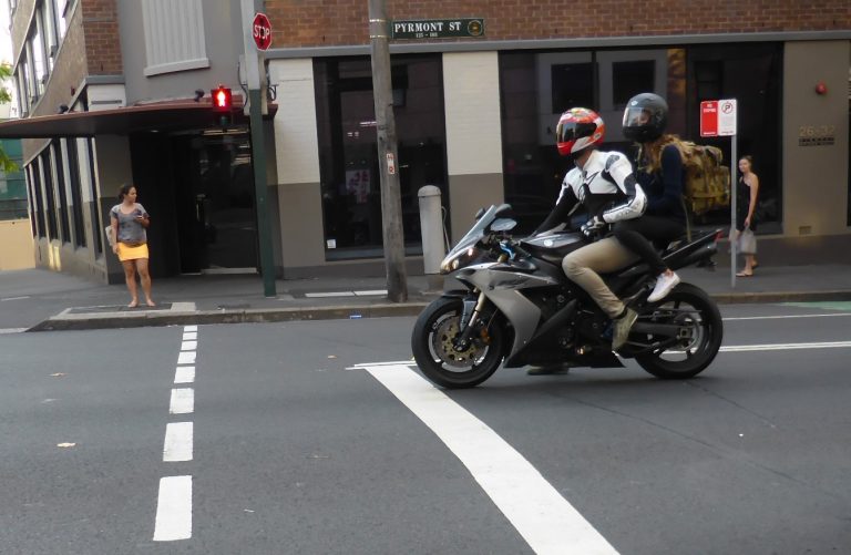 Road markings: rules and types