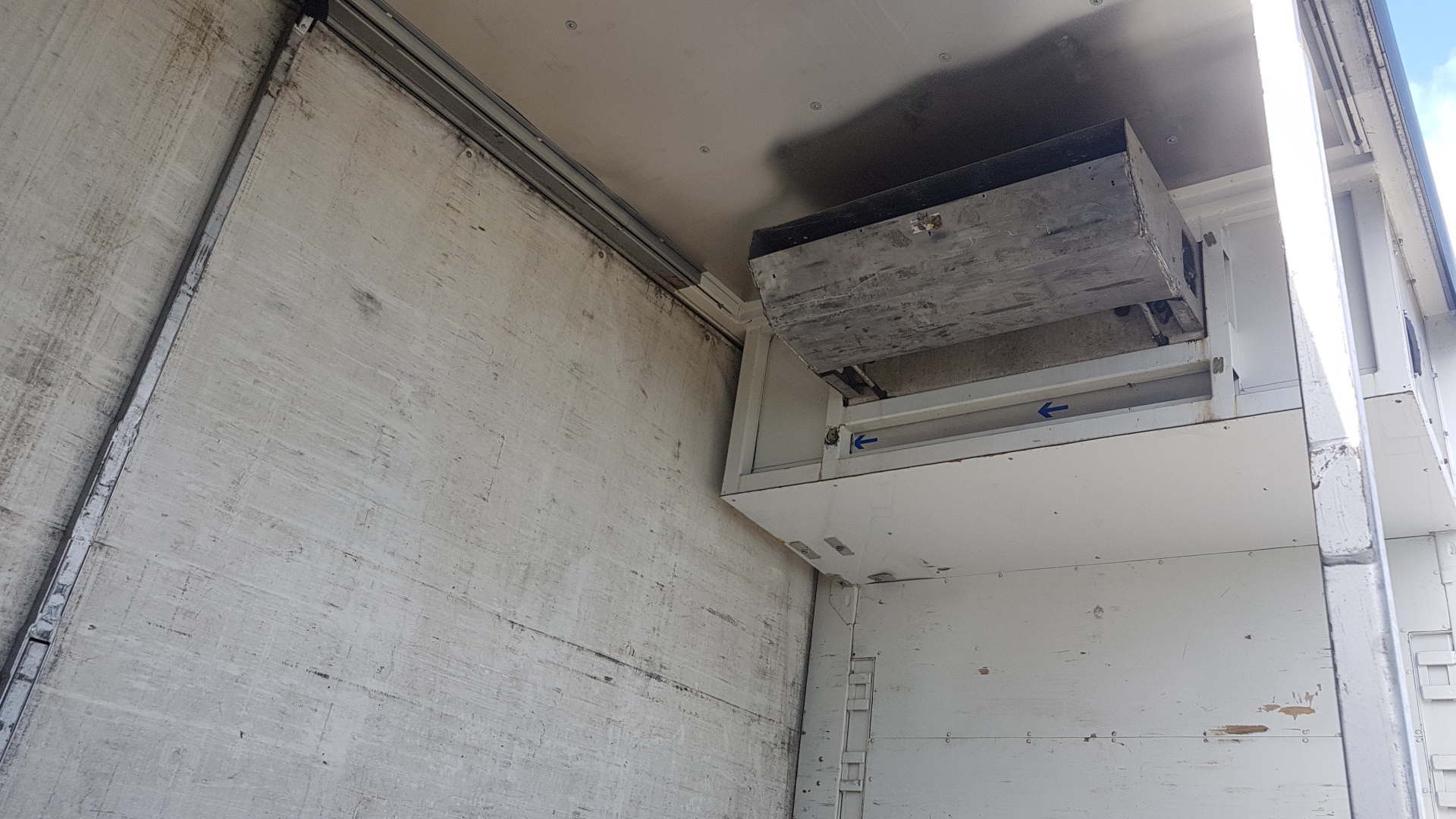 What's a refrigerated trailer and how does it work?