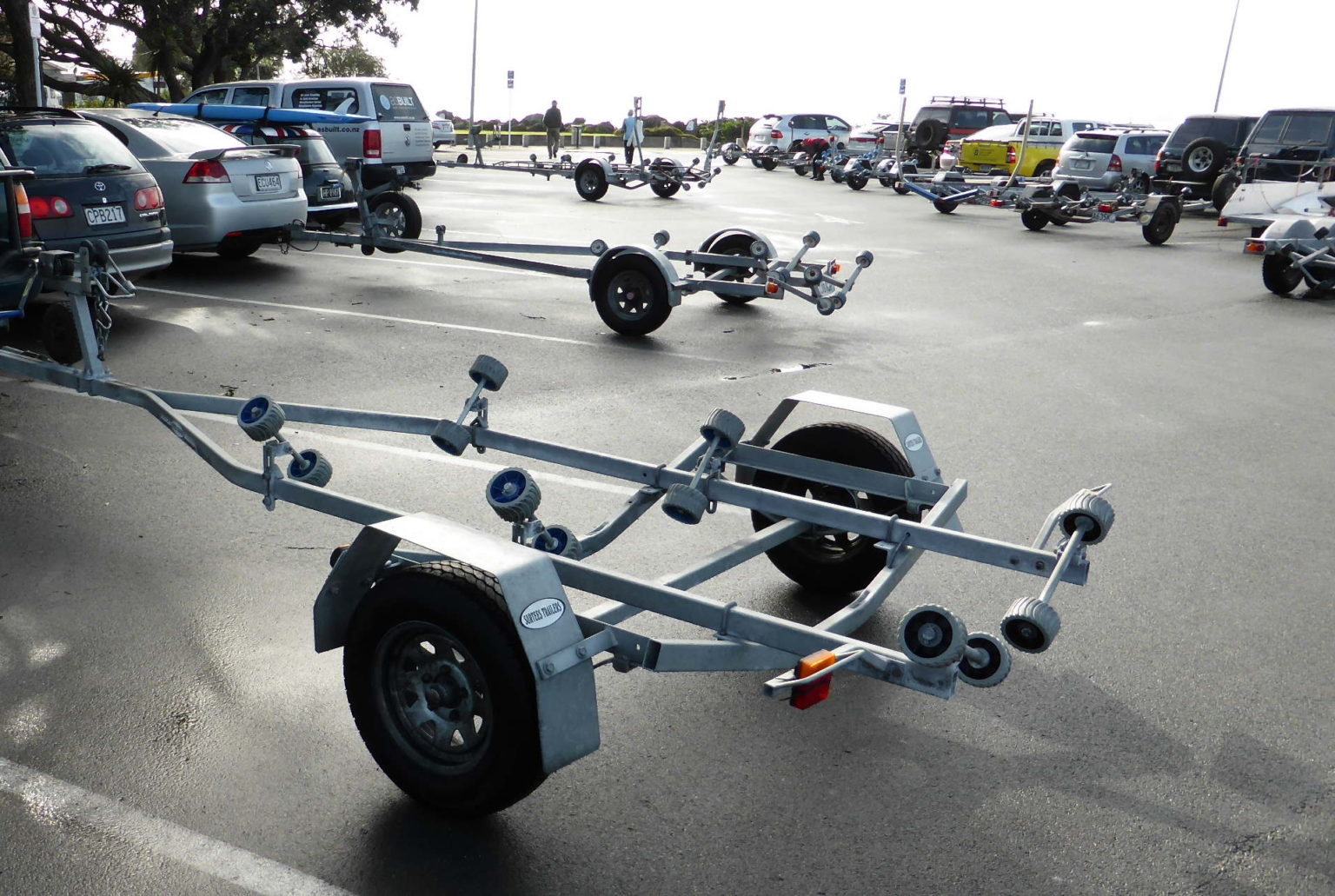 Pig trailer vs dog trailer vs jinker trailer vs dolly