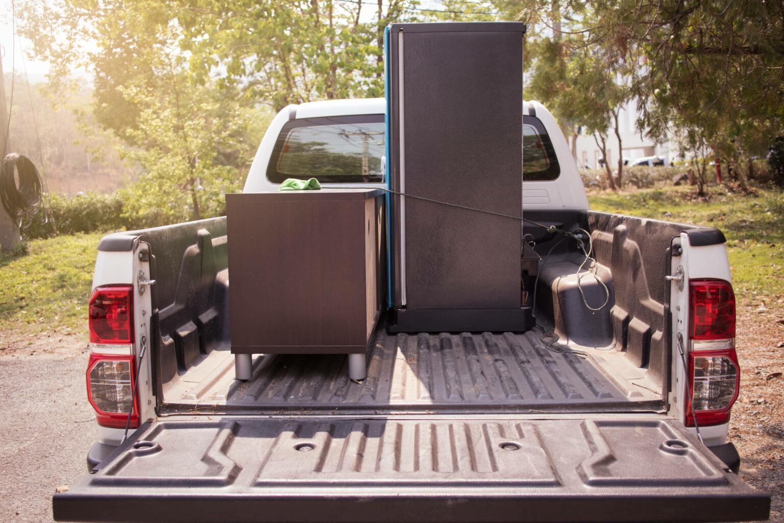 What are the pros and cons of owning and driving a ute?