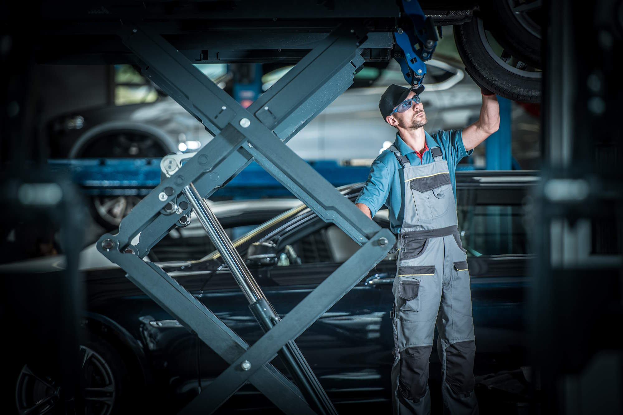 Car lift 101: the different types, their uses and maintenance tips