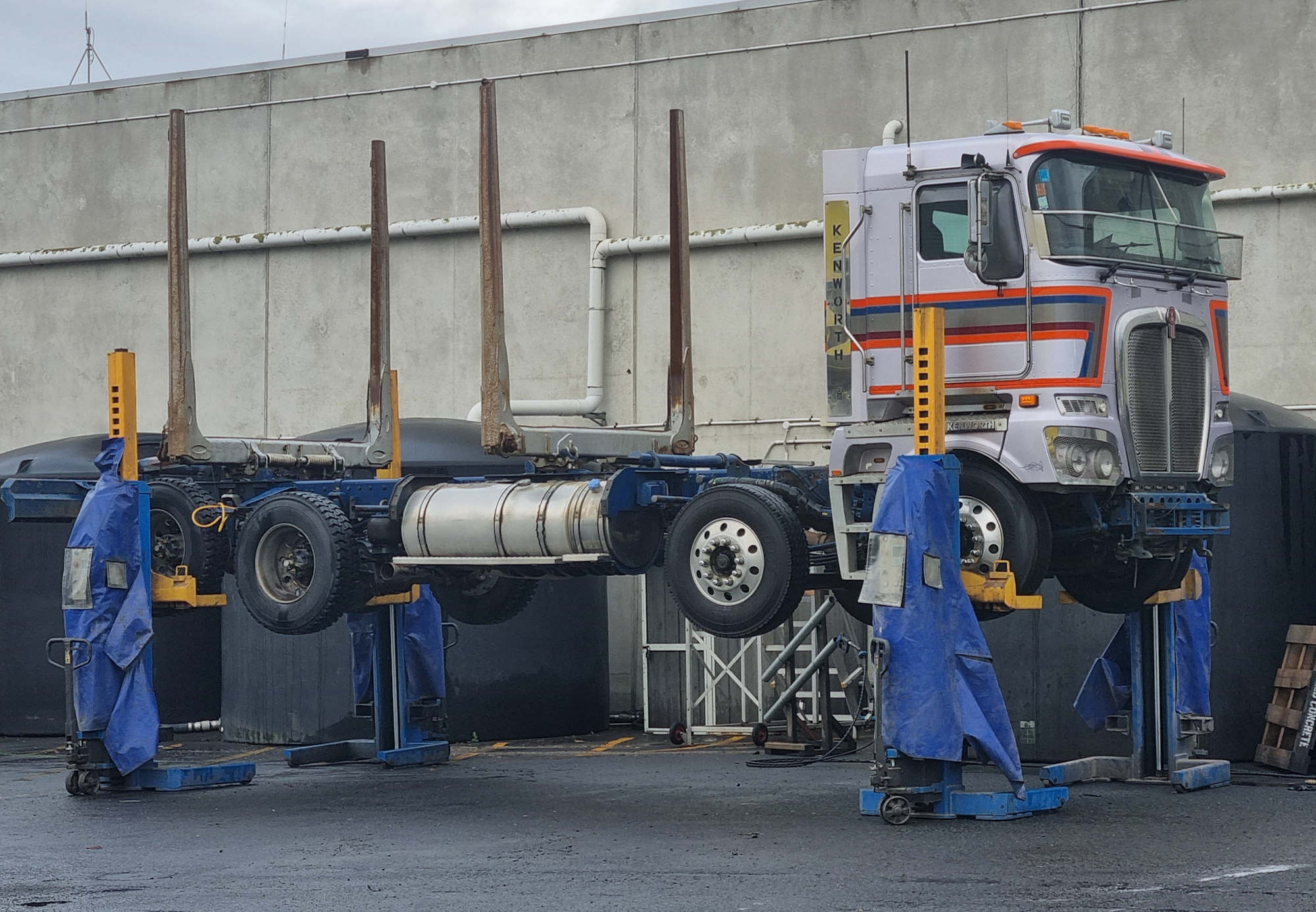 Car lift 101: the different types, their uses and maintenance tips